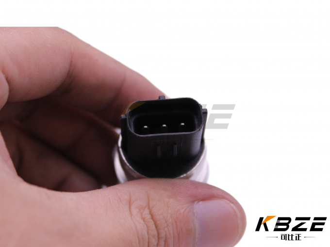 KOMATSU 7861-93-1812 7861931812 PRESSURE SENSOR/PRESSURE SWITCH ...